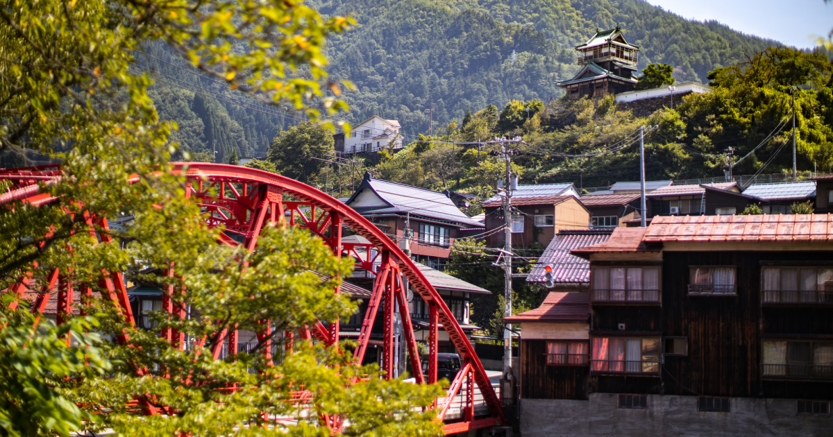 Kamioka Castle (Takahara Folk Museum) - Hida City